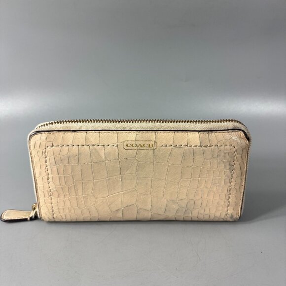Coach | Bags | Coach Cream Croc Emobossed Leather Accordian Zippy ...